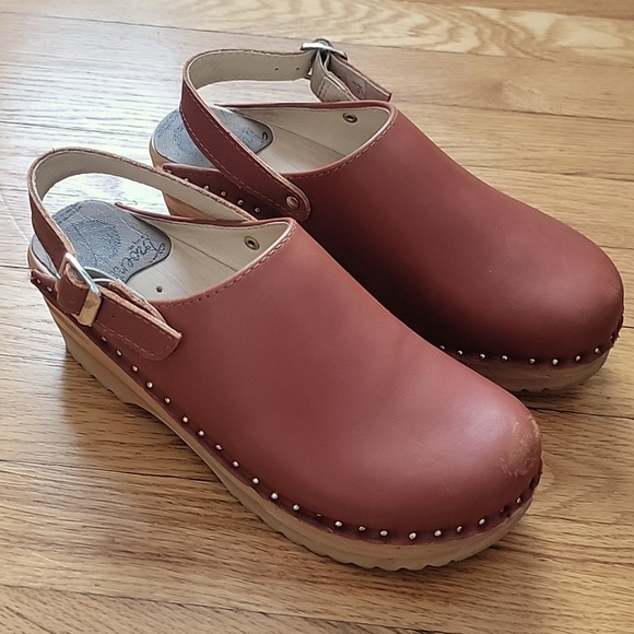 Troentorp | Shoes | Troentorp Adrian Copper Swedish Slingback Clogs ...